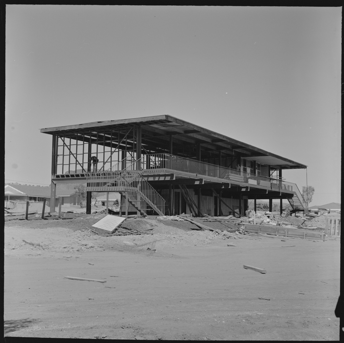 Tom Price under construction 15 Oct. 1966 - JPG 239.2 KB