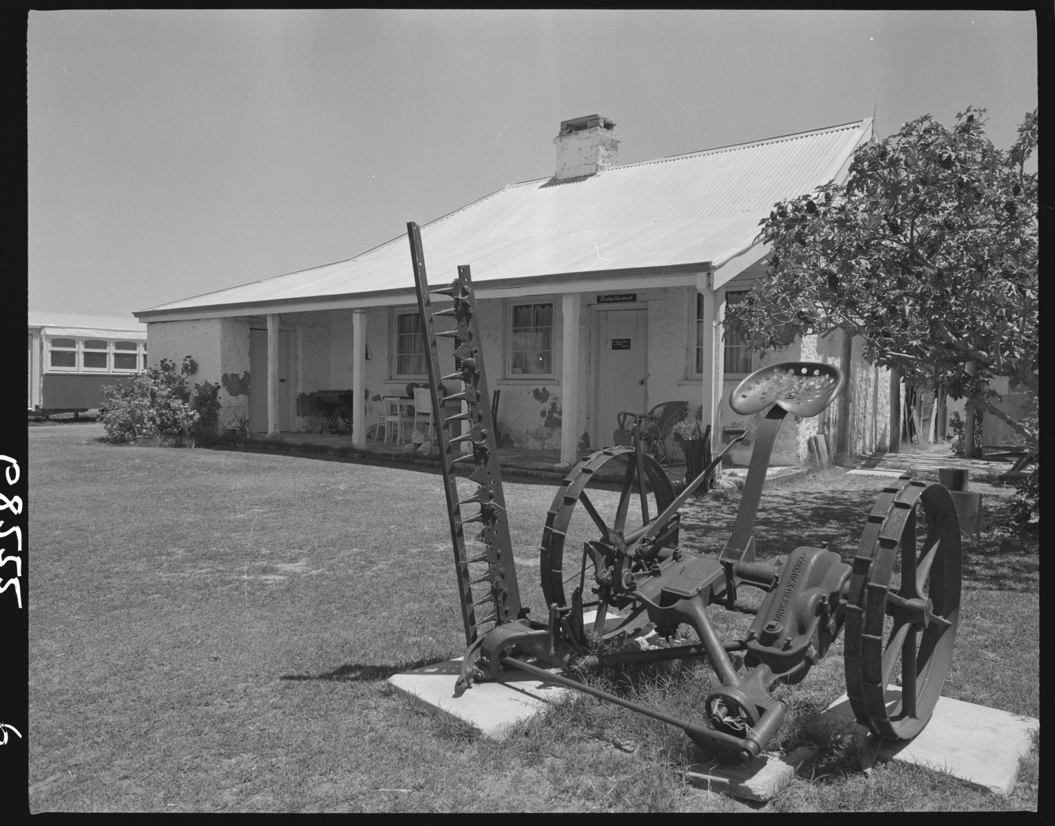 Halls Cottage Dedallumup - JPG 504.7 KB