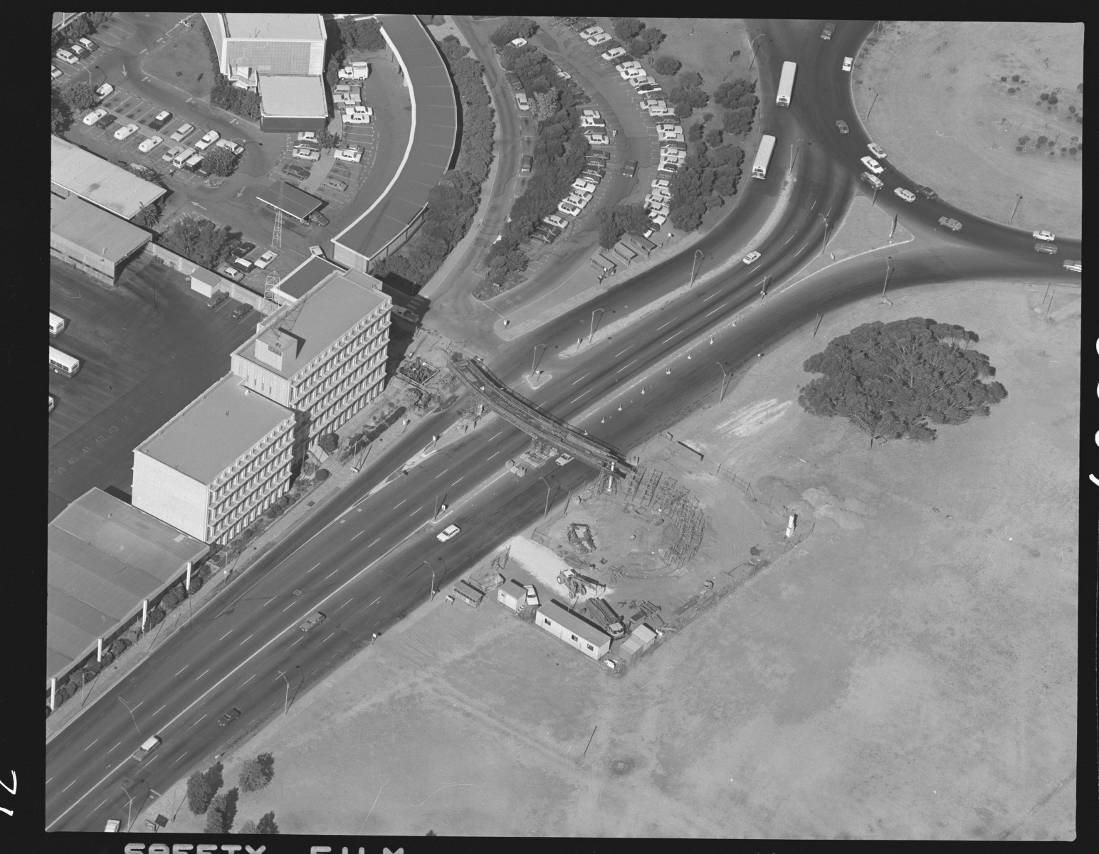 Perth aerials - JPG 444.9 KB