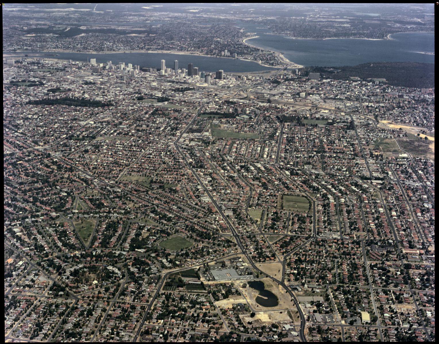 Aerial photographs of Dog Swamp Yokine and Coolbinia 4 Feb. 1977 - JPG ...