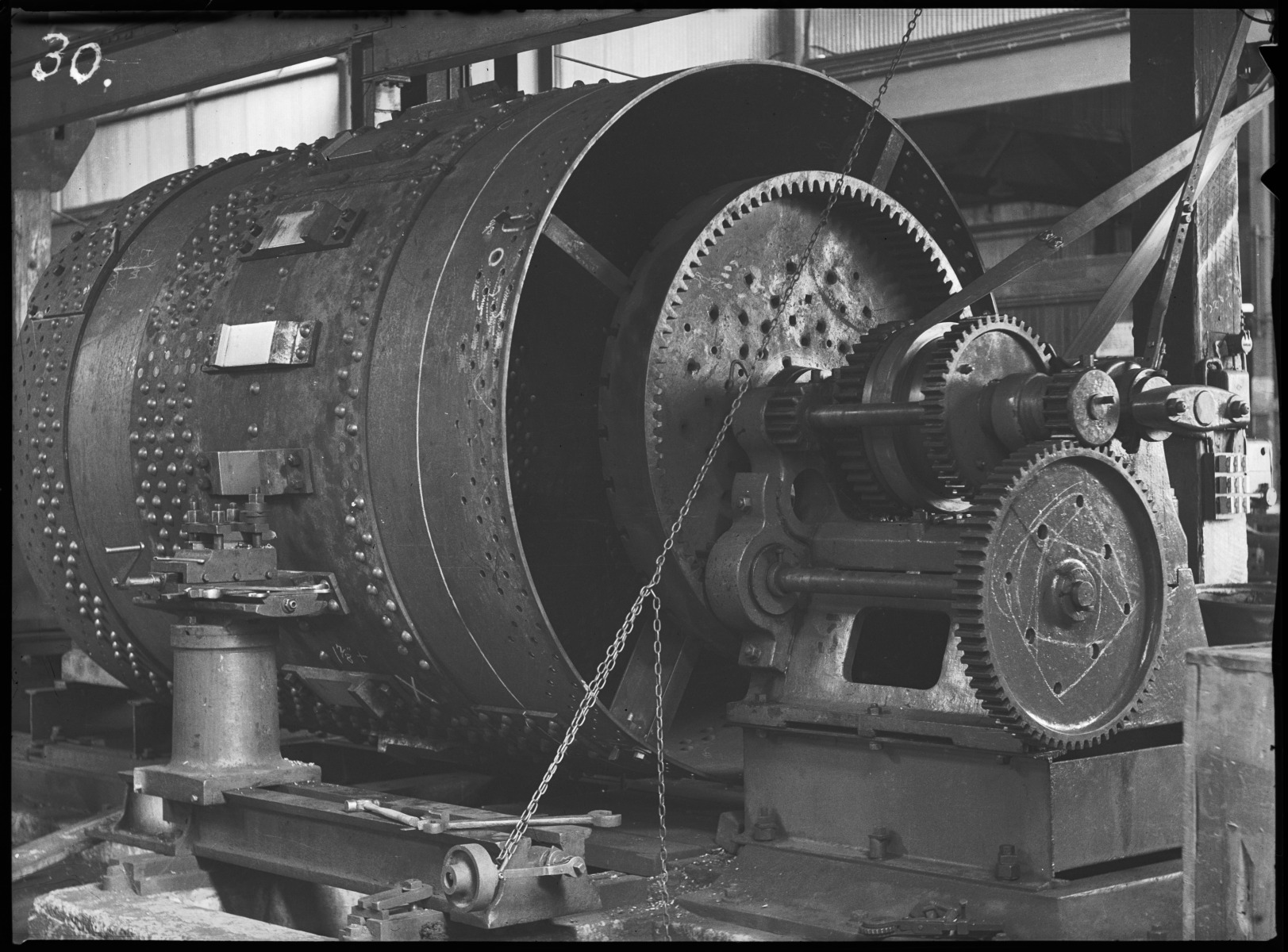 Machinery at Hoskins Foundry - JPG 452.3 KB