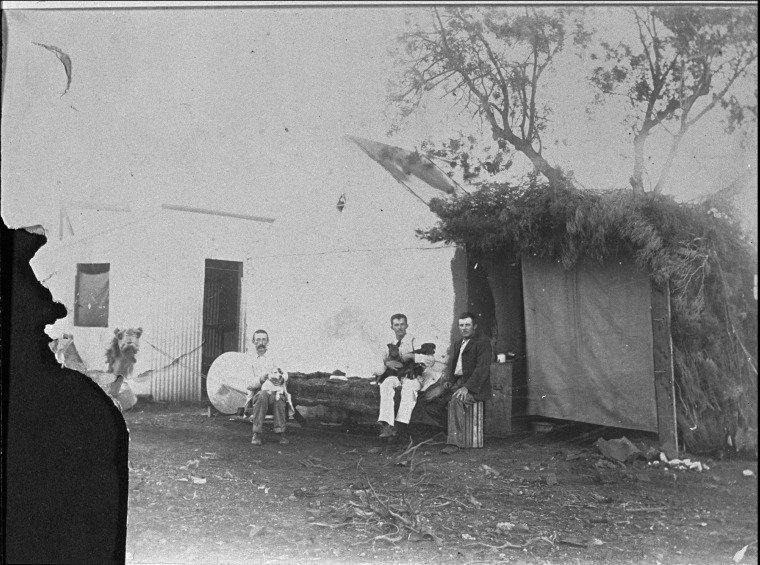 Witham family photographs - JPG 135.3 KB