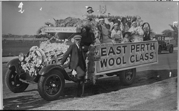 Skipworth collection of photographs - JPG 98.2 KB