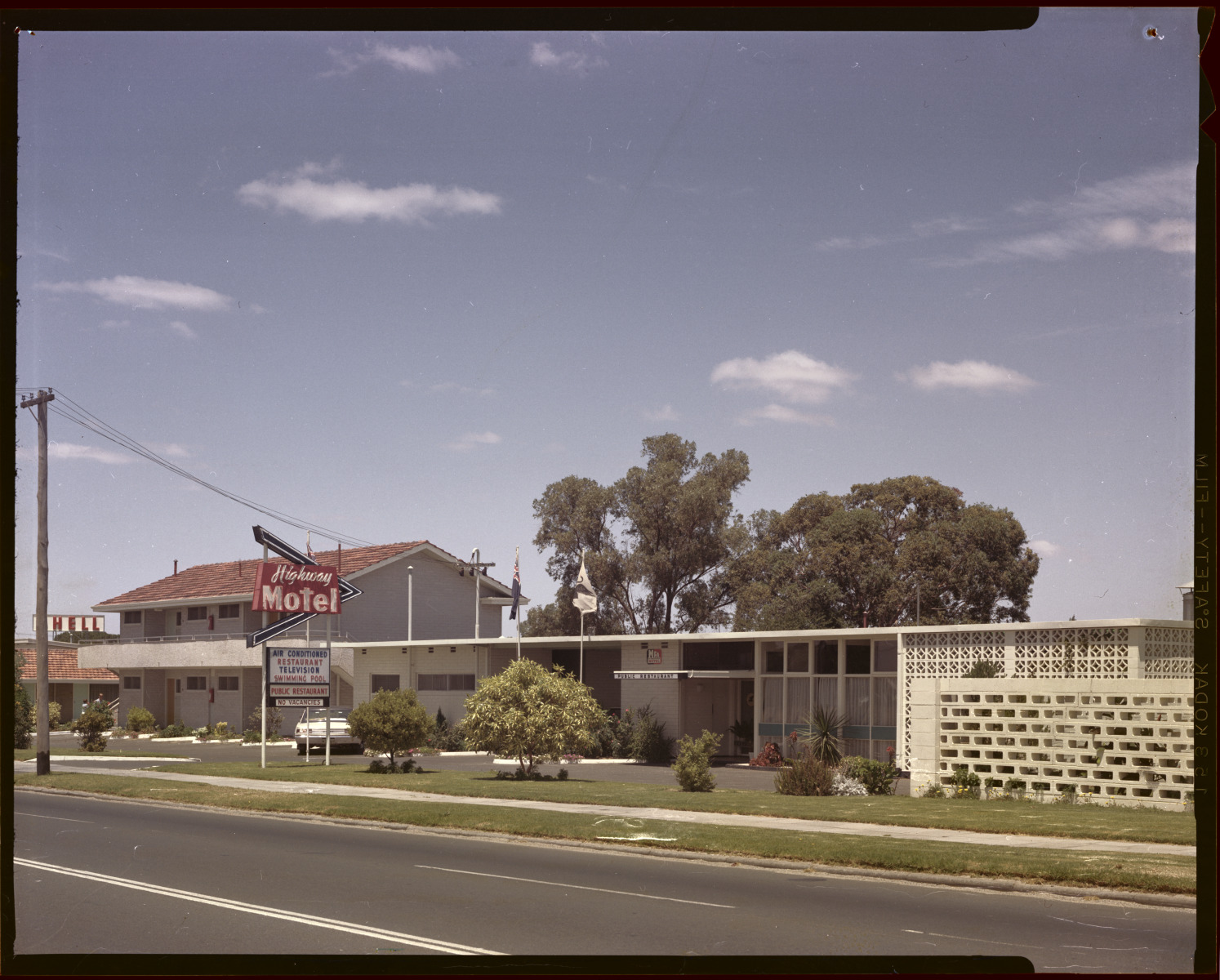Highway Motel, Albany Highway Bentley - JPG 447.5 KB