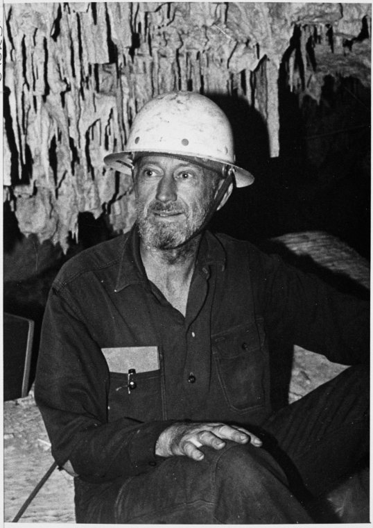 Duncan Merrilles at Devil's Lair - JPG 96.3 KB