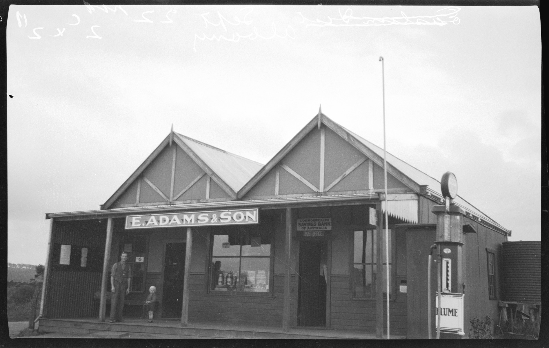 E. Adams & Son general store - JPG 397.4 KB