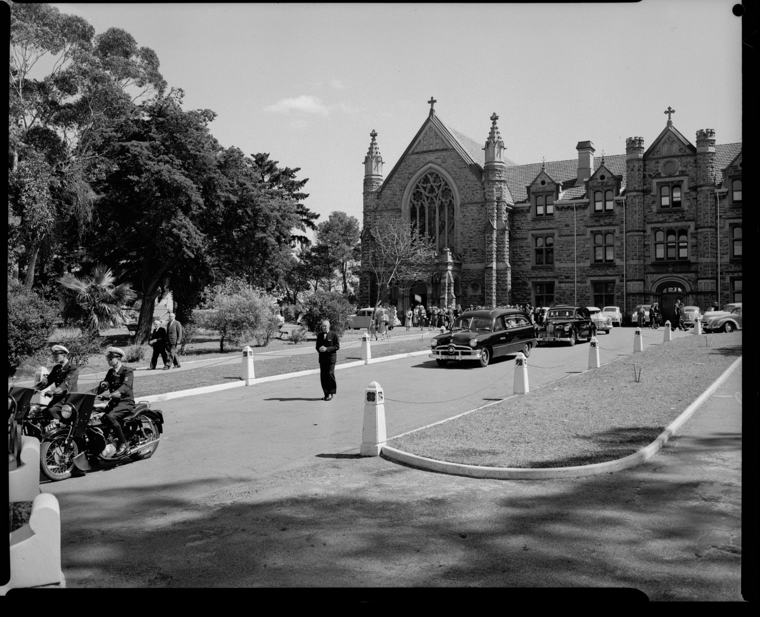 The funeral of Edward Needham, 27 October 1956 - JPG 547.6 KB