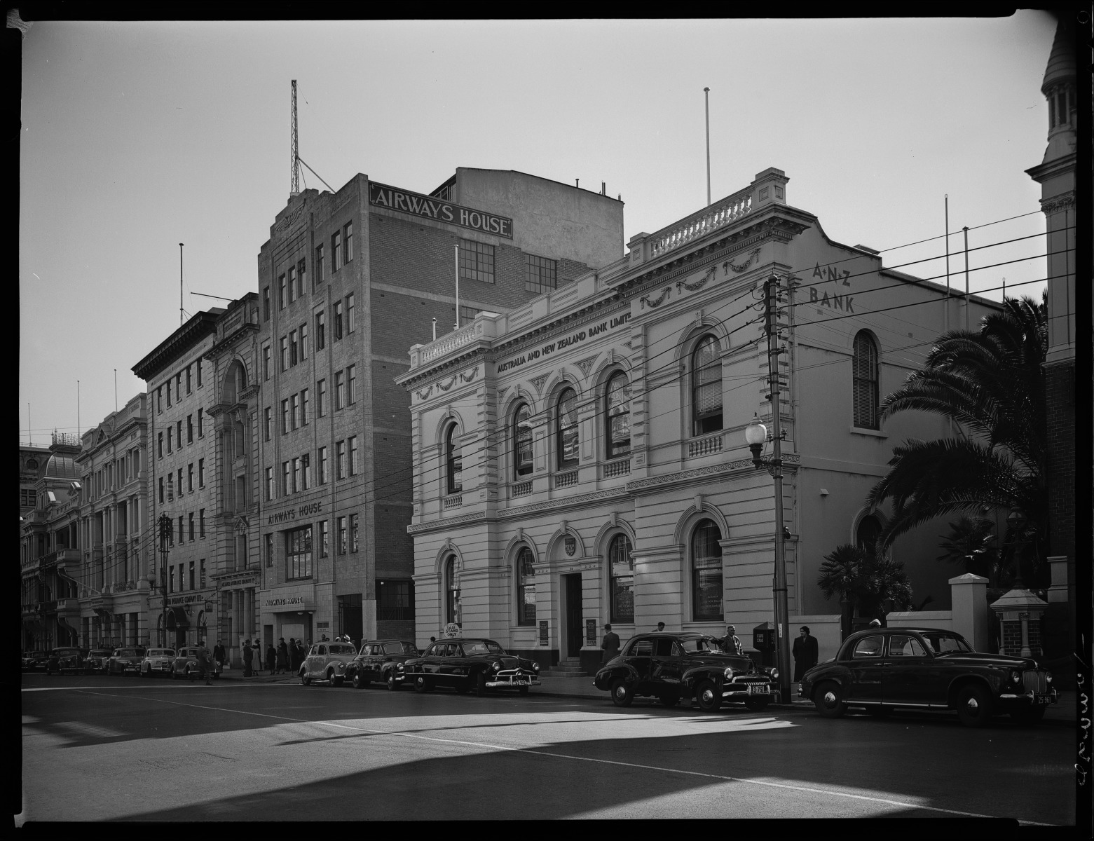 ANZ Bank building, St George's Terrace, Perth - JPG 438.6 KB