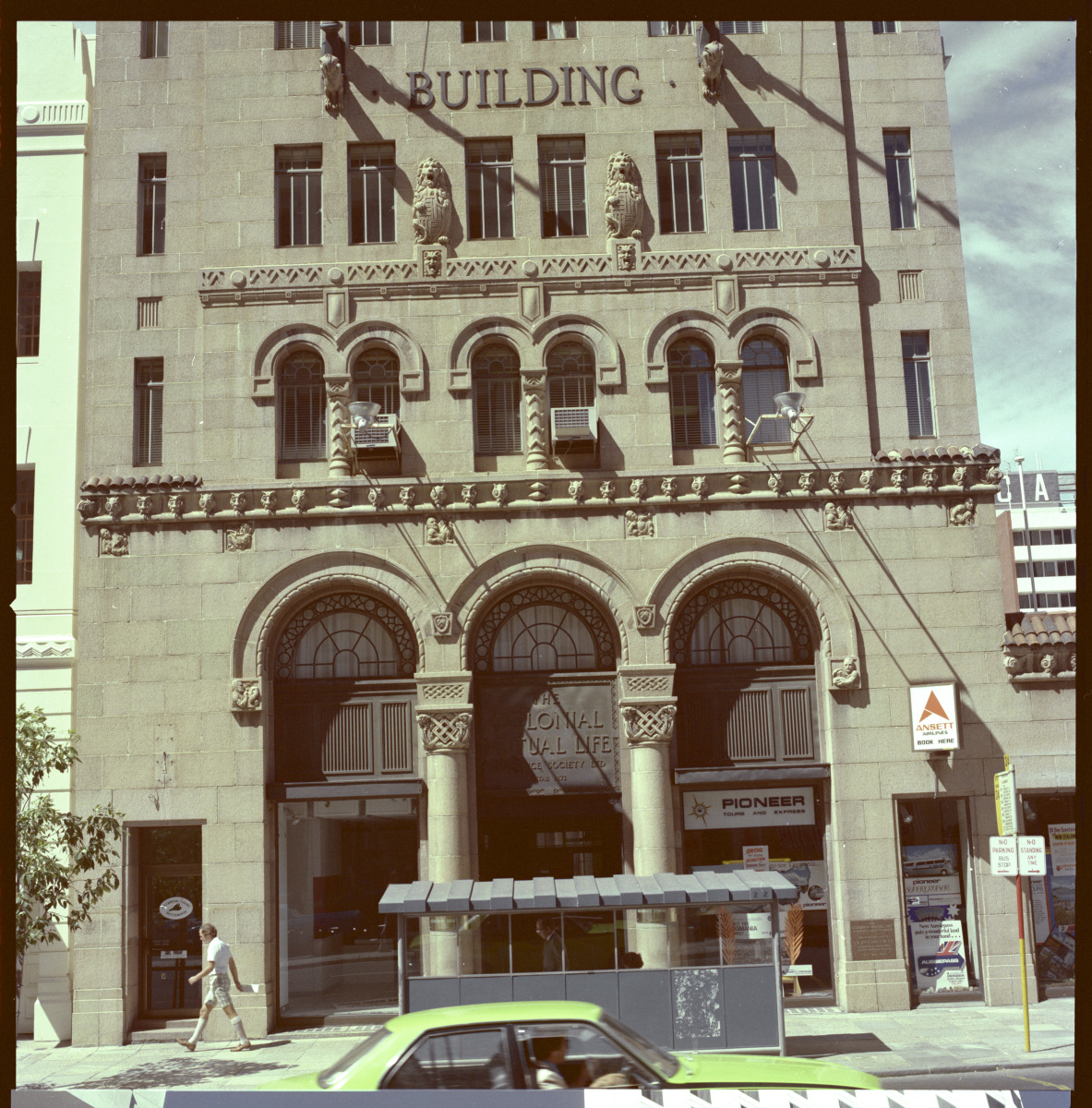 Colonial Mutual Life building - JPG 539.6 KB