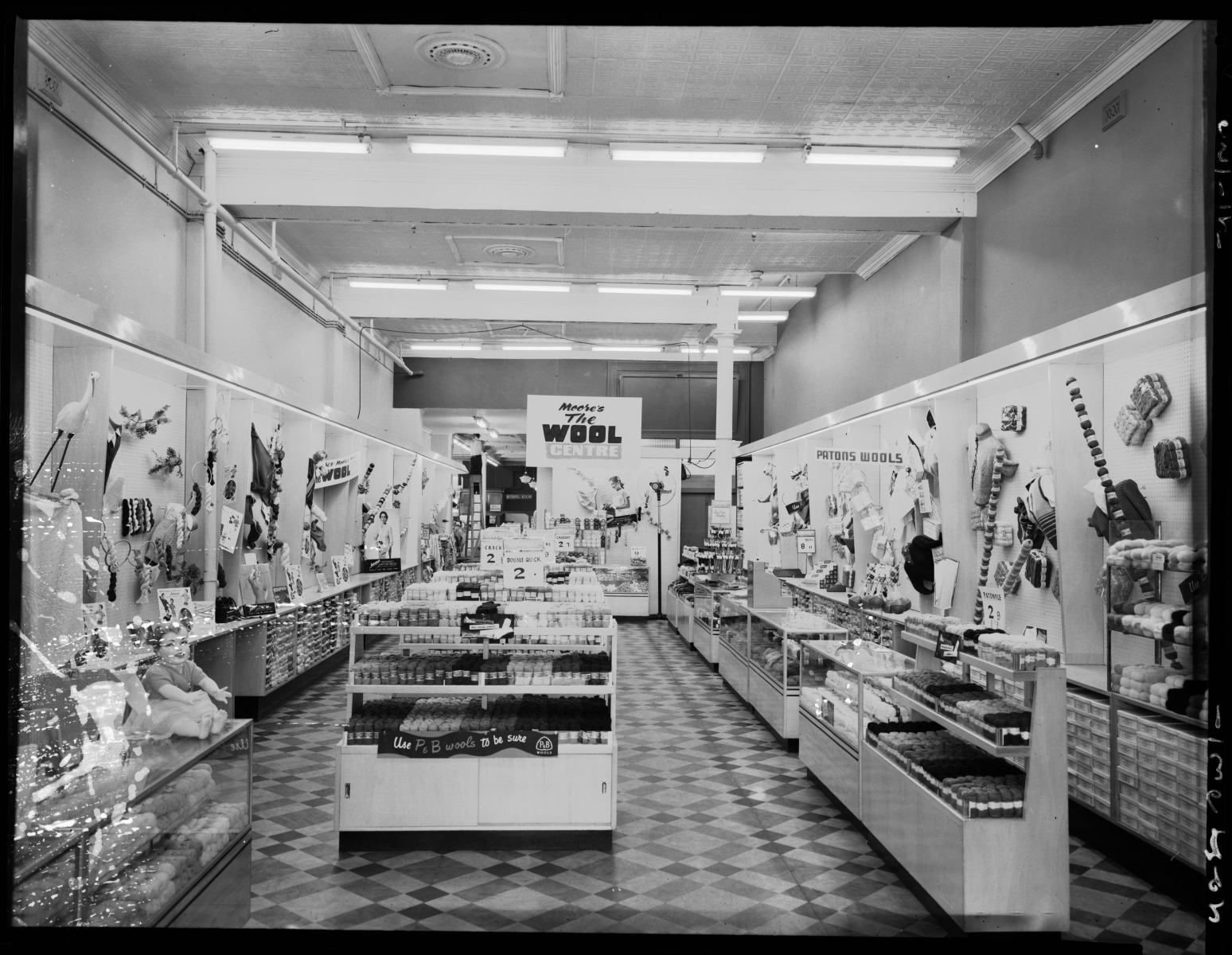 Moore's The Wool Centre - JPG 450.3 KB