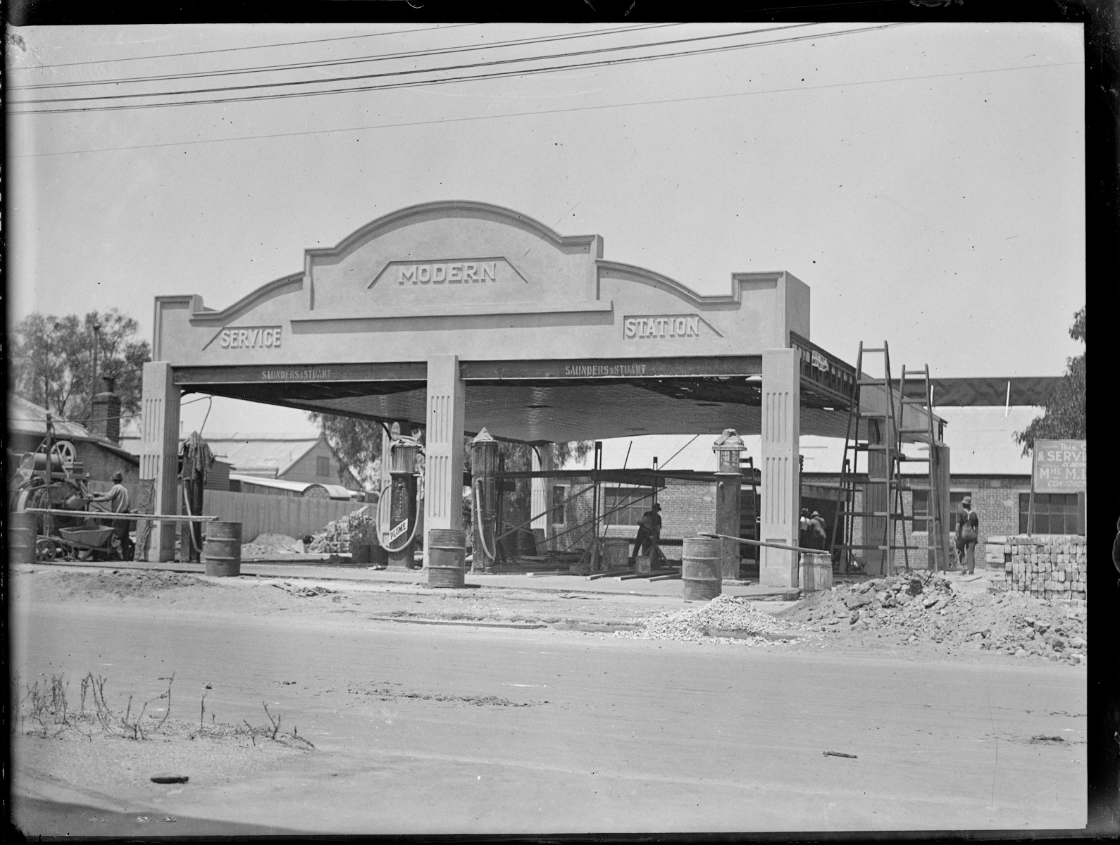 Josie Villa, brothel in Roe Street, that allegedly lures married men to ...