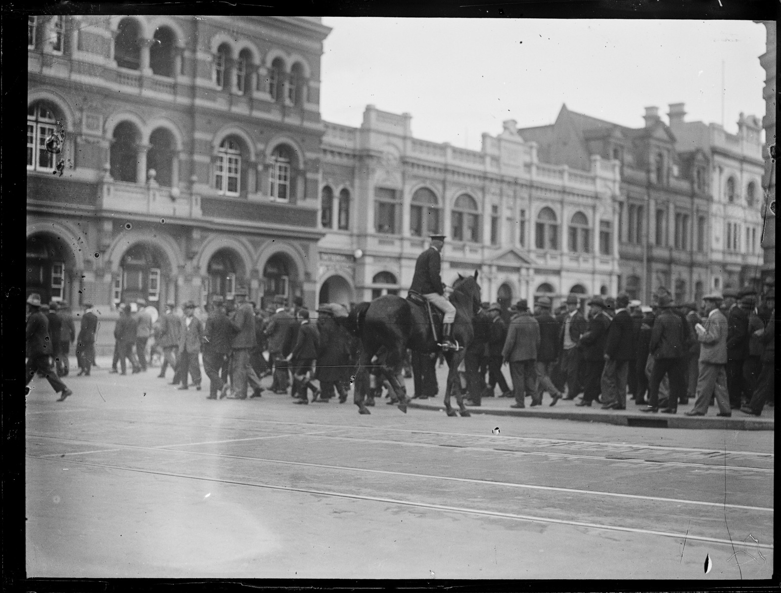 The unemployed march up the Esplanade in Perth, a riot and arrests ...