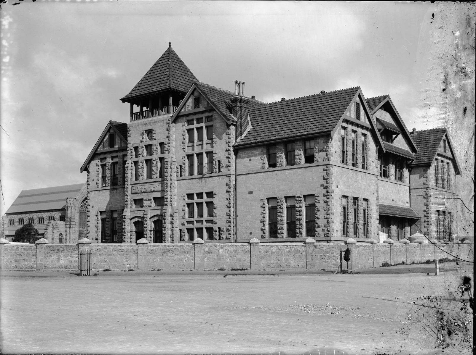 Princess May Girls' School, Fremantle - JPG 518.3 KB