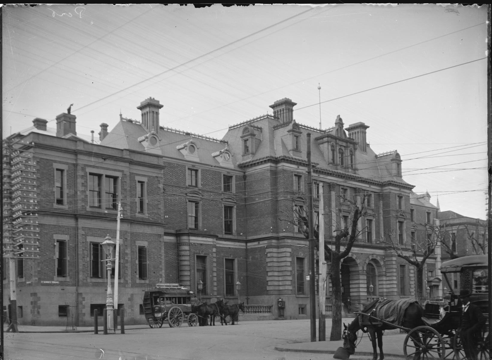 General Post Office and Treasury Offices, Perth - JPG 353.9 KB
