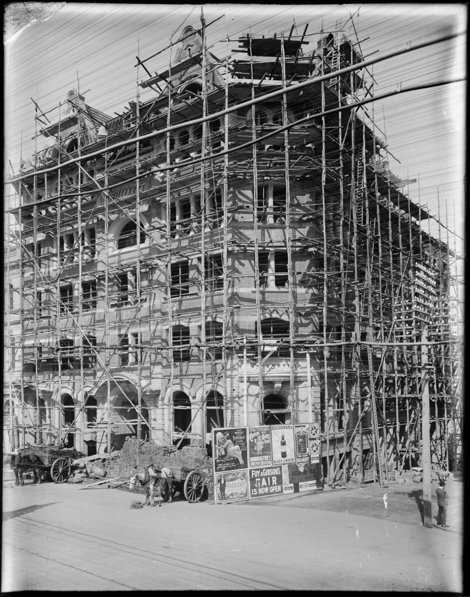 Perpetual Trustees Building under constuction in St George's Terrace ...