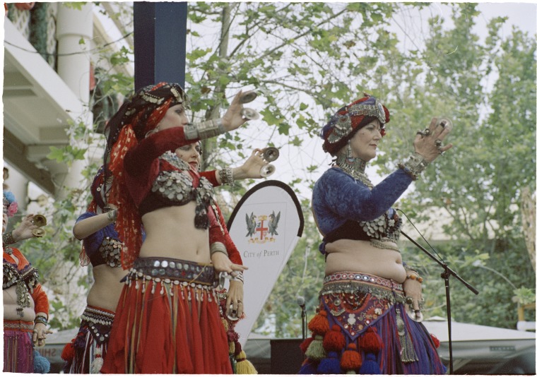 Perth belly dancing - cultural mix - JPG 143.1 KB