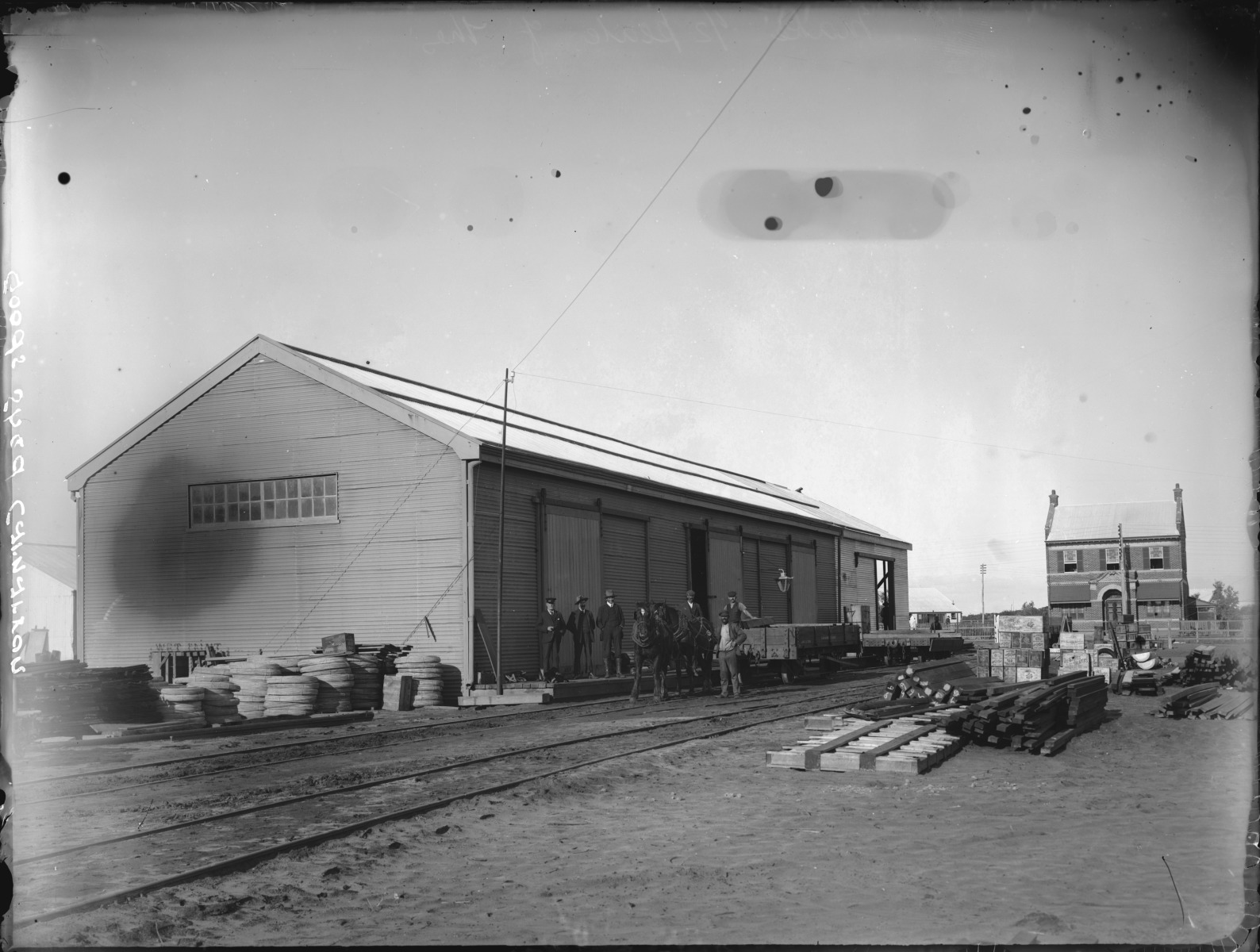 Goods shed, Carnarvon - JPG 335.6 KB