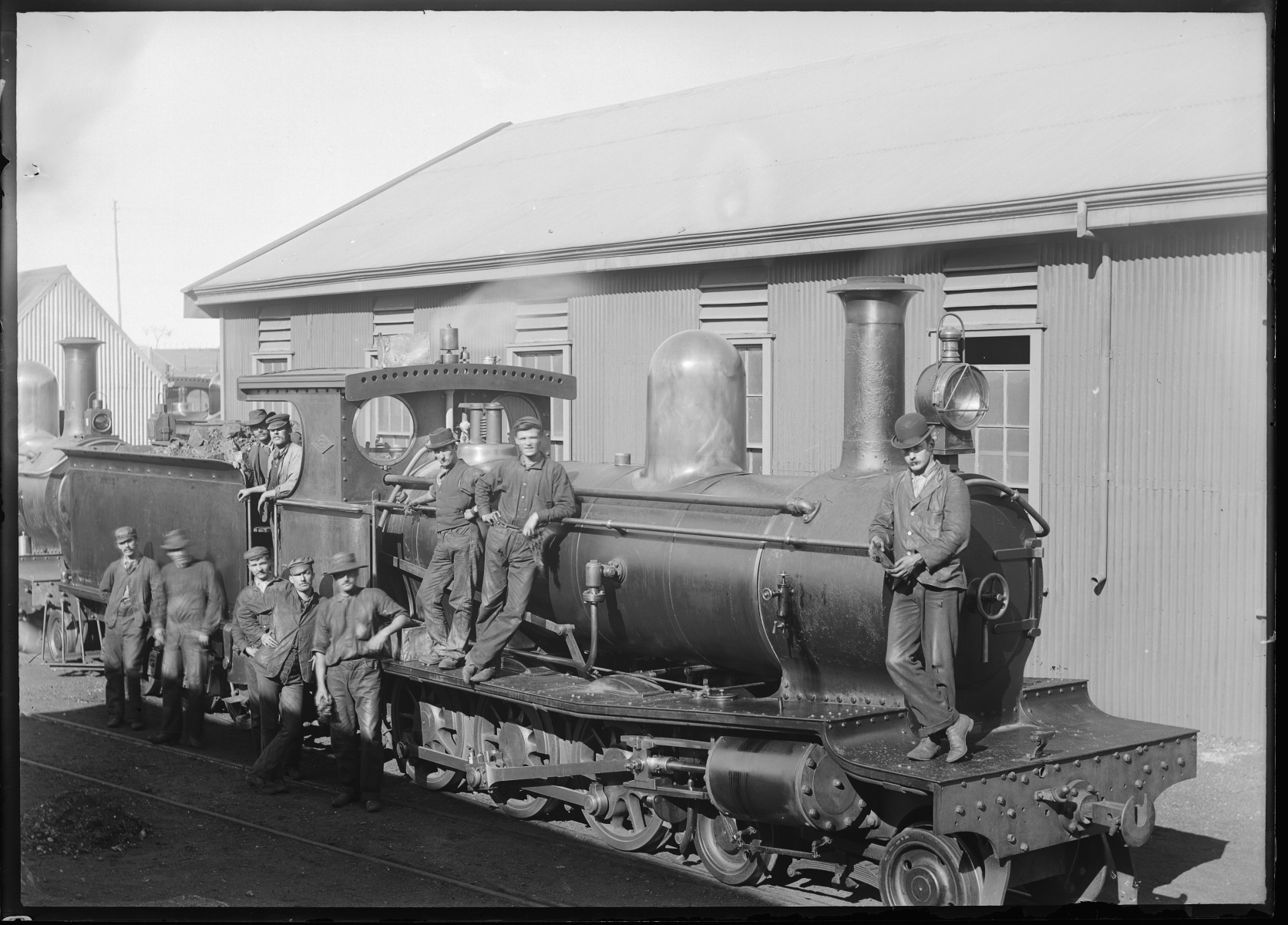 Class 'O' steam locomotive, Coolgardie - JPG 421.8 KB