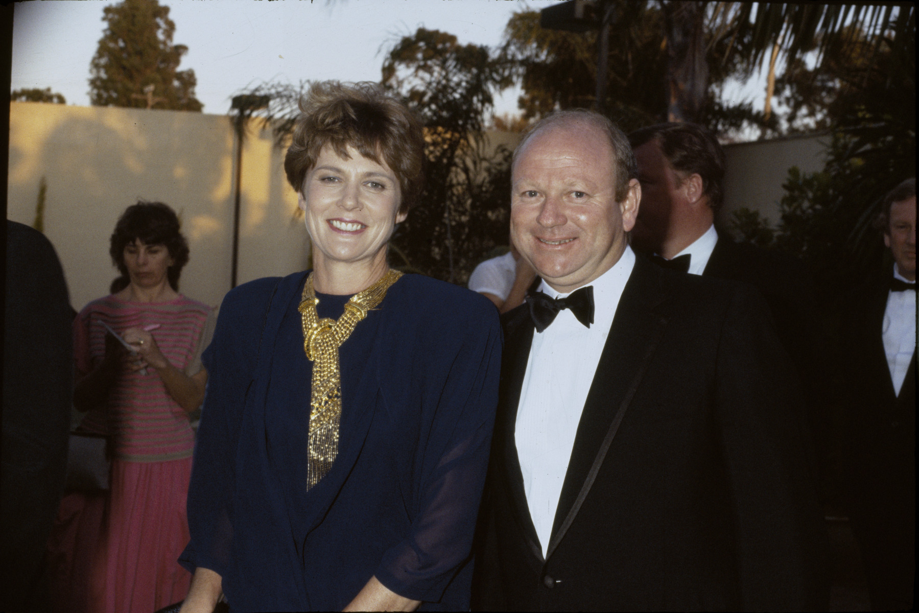 Laurie and Elizabeth Connell - JPG 506.3 KB