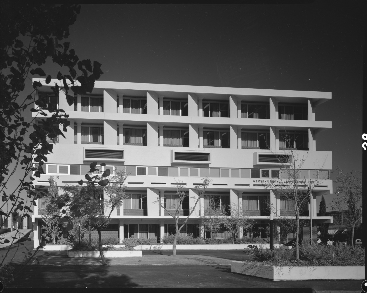 Western Mining Corporation headquarters, 191 Great Eastern Highway ...