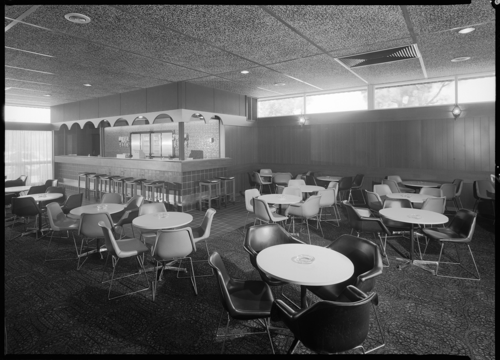 Inside Balga Inn, Wanneroo Road in Balcatta - JPG 524.6 KB