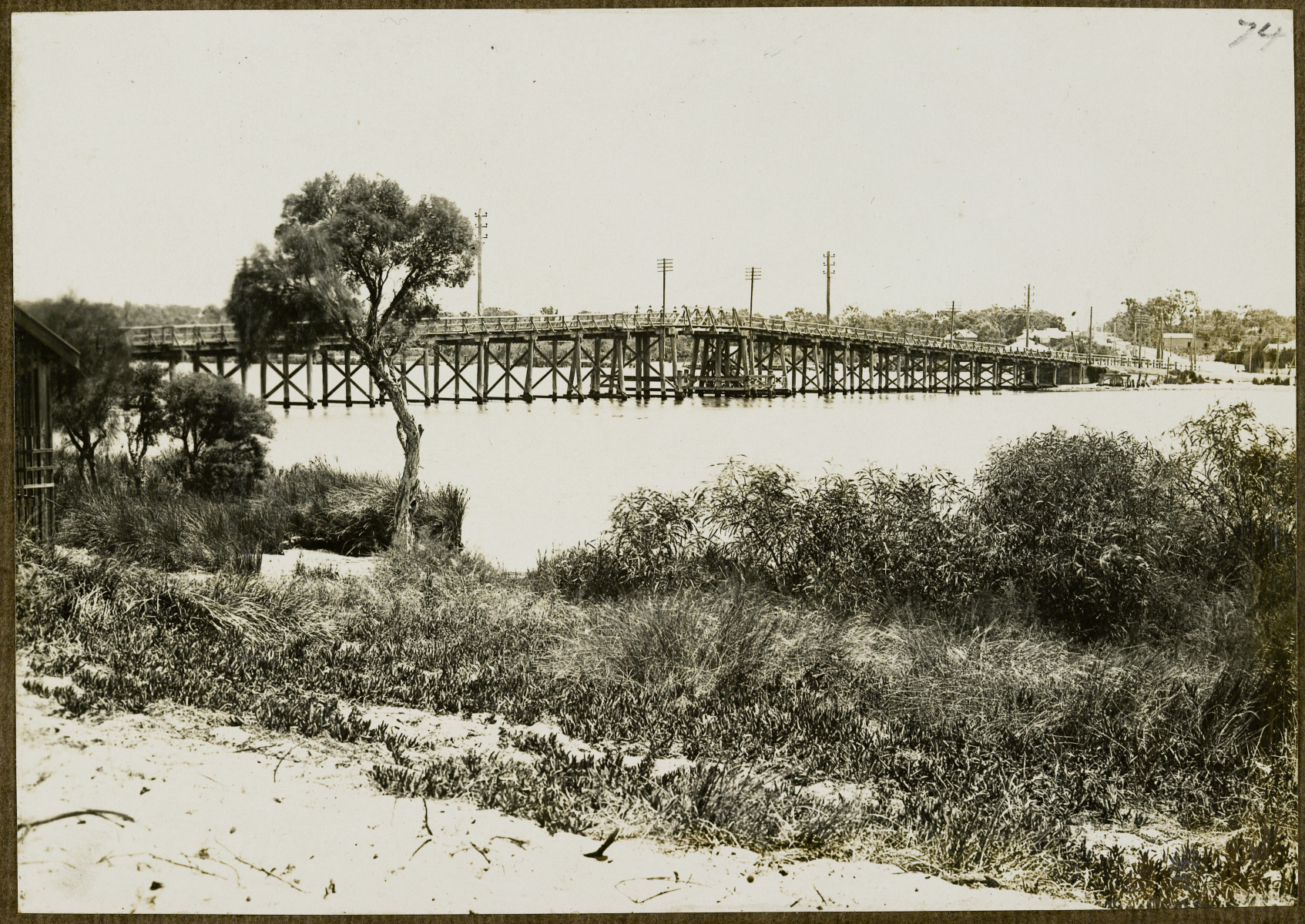 Canning Bridge - JPG 874.1 KB