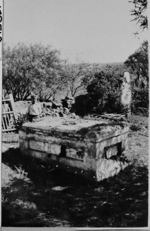 Images of Gwalla and Wanerenooka - JPG 91.7 KB