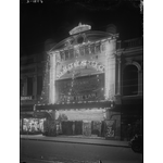 Hoyts Majestic, Regent and Capitol Theatres at night - JPG 89.4 KB