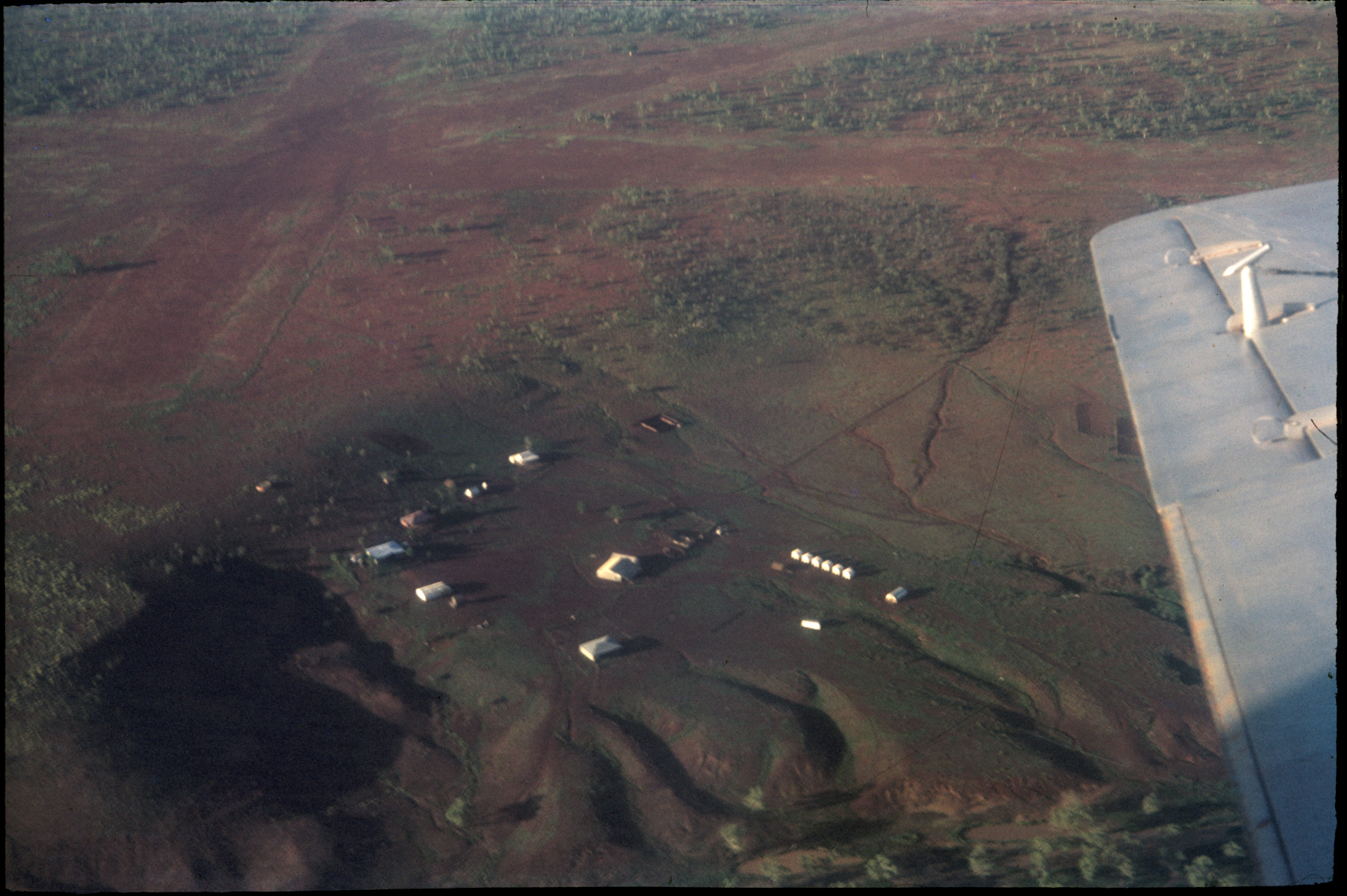 Aerial view of Noonkanbah Station - JPG 632.1 KB