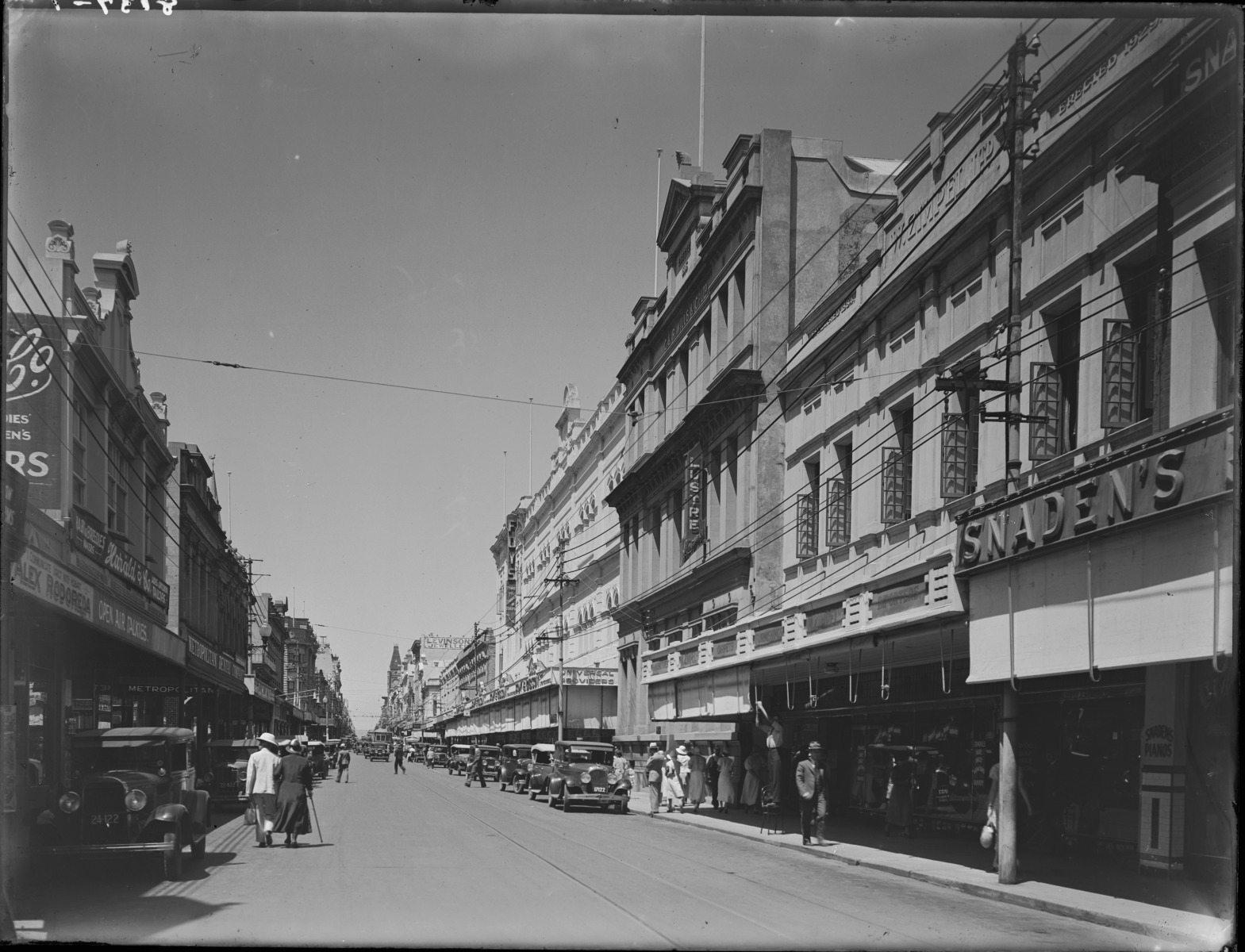 Hay Street Perth buildings - JPG 378.4 KB