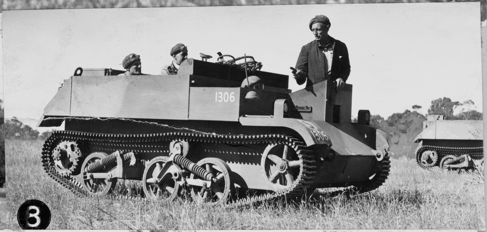 Volunteer Defence Corps in training, Western Australia - JPG 367.6 KB