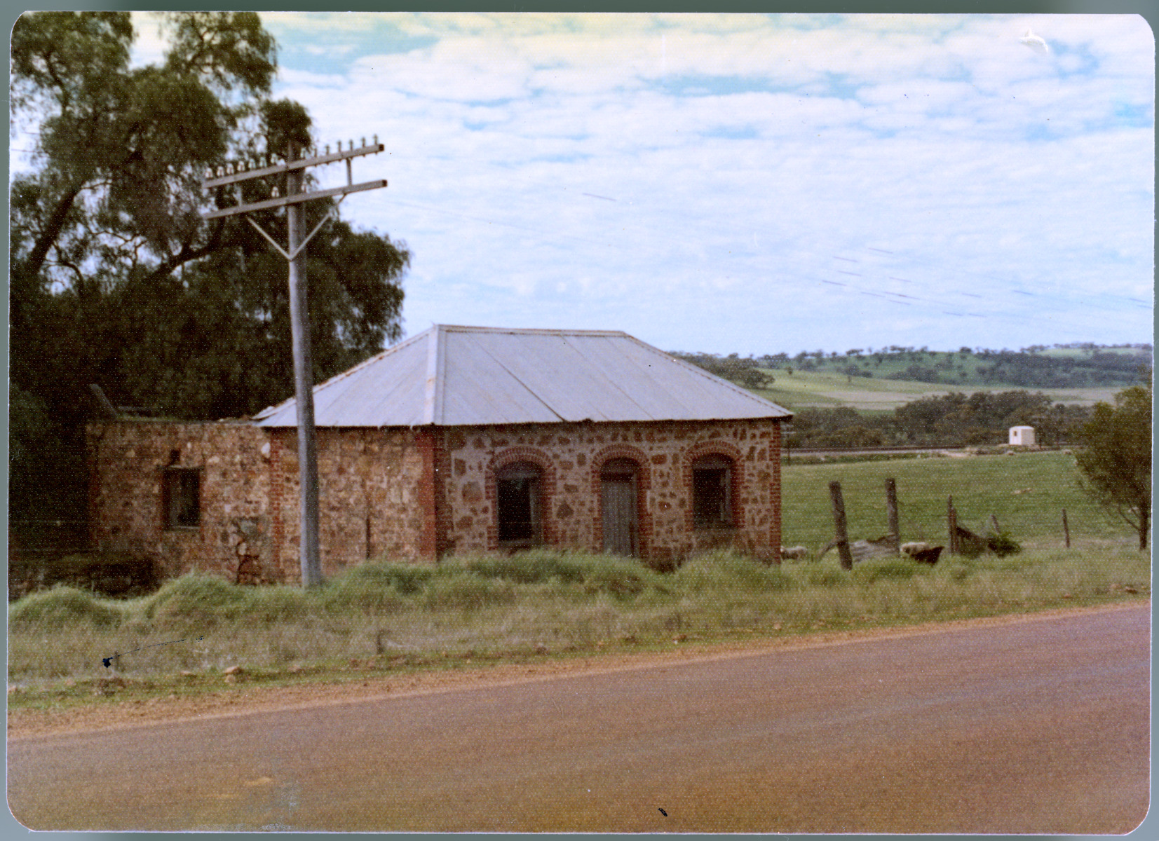 Hasell's Cottage, Toodyay - JPG 755.2 KB
