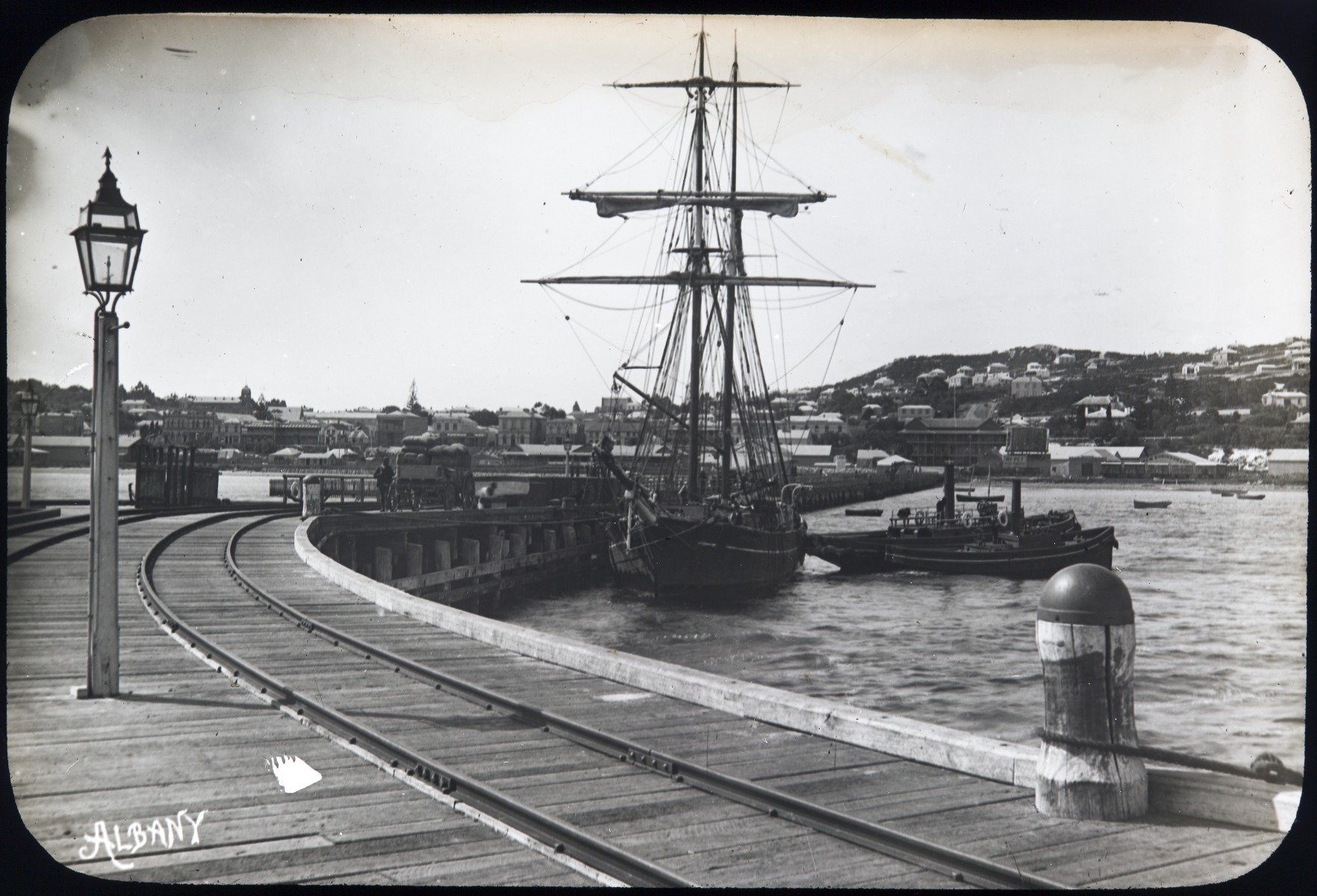 View of Deepwater Jetty and town, Albany - JPG 402.3 KB