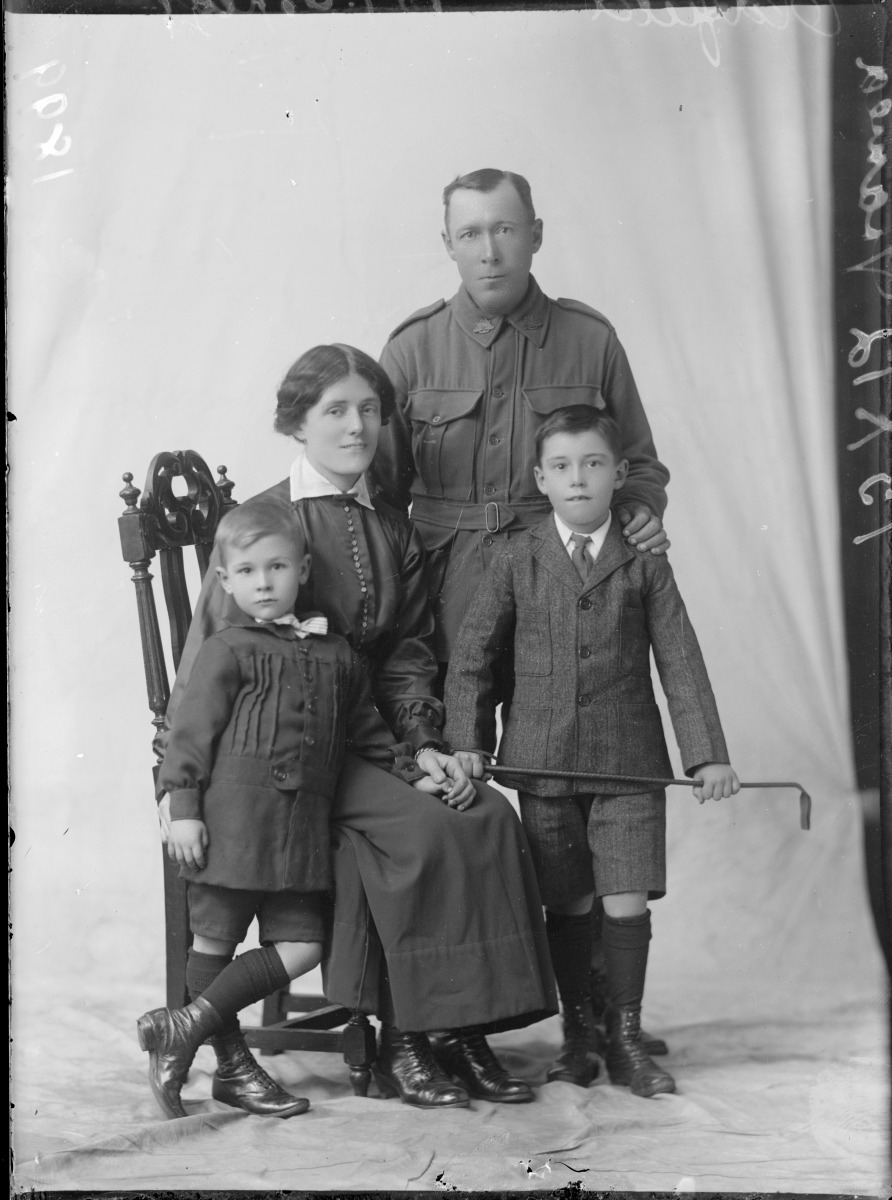 Studio portrait of Private Oldfield and his family - JPG 180.4 KB