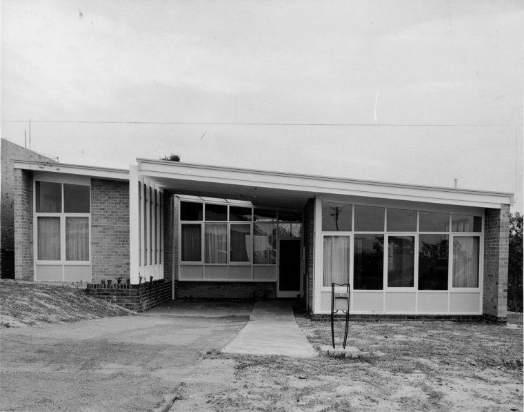 Residences designed by Krantz & Sheldon in the 1960s - JPG 74.4 KB