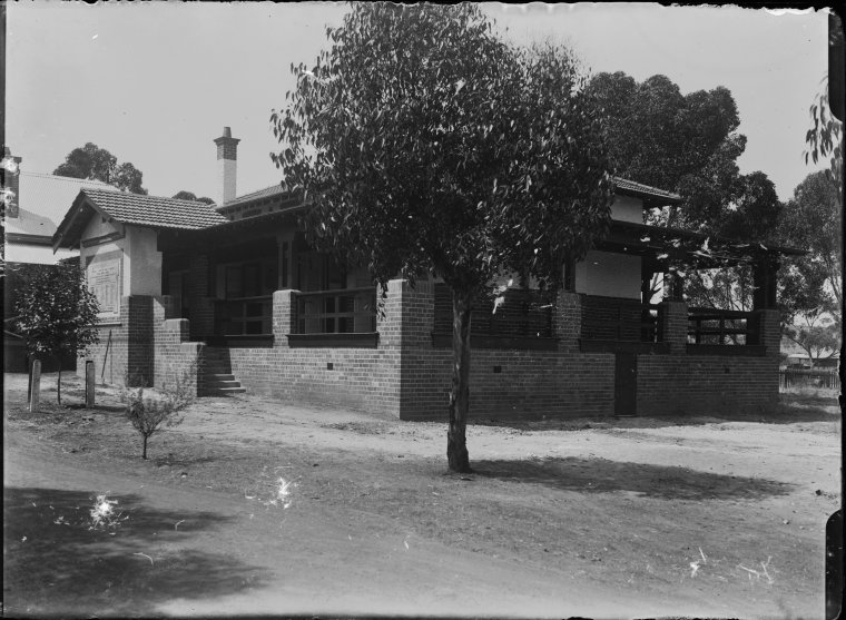 Memorial Wing of Northam Hospital, opened 11 February 1923 - JPG 113.3 KB
