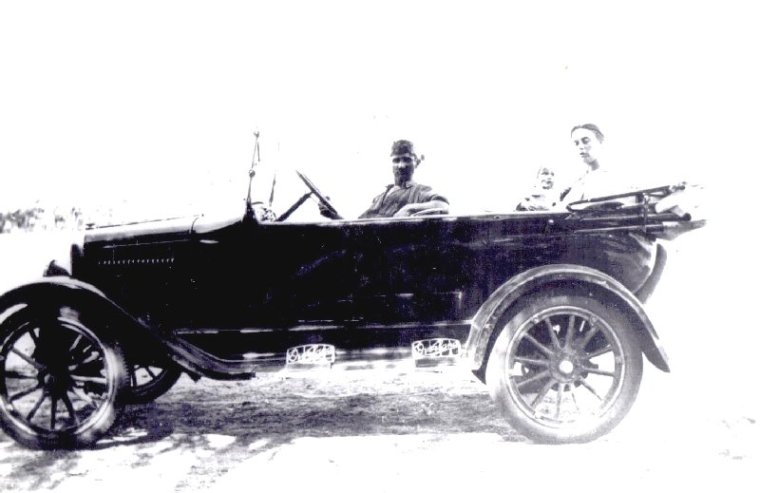 Hettner family collection of photographs : - JPG 45.4 KB