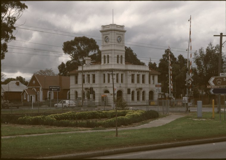 Guildford Post Office - JPG 71.4 KB
