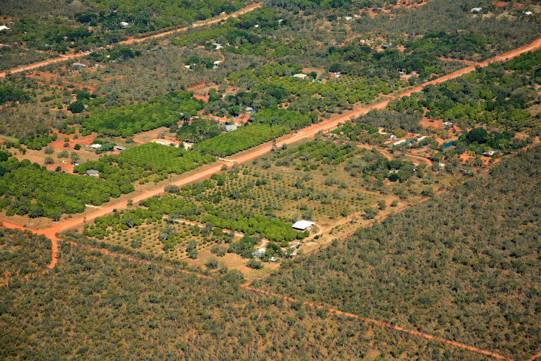 Aerial photographs of Roebuck Plains - JPG 343.0 KB