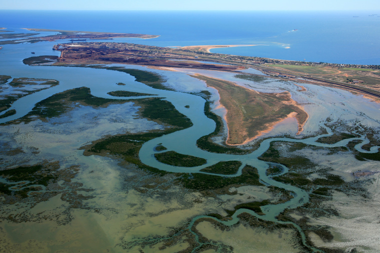 Aerial photographs of Nelson Point, Port Hedland - JPG 191.6 KB