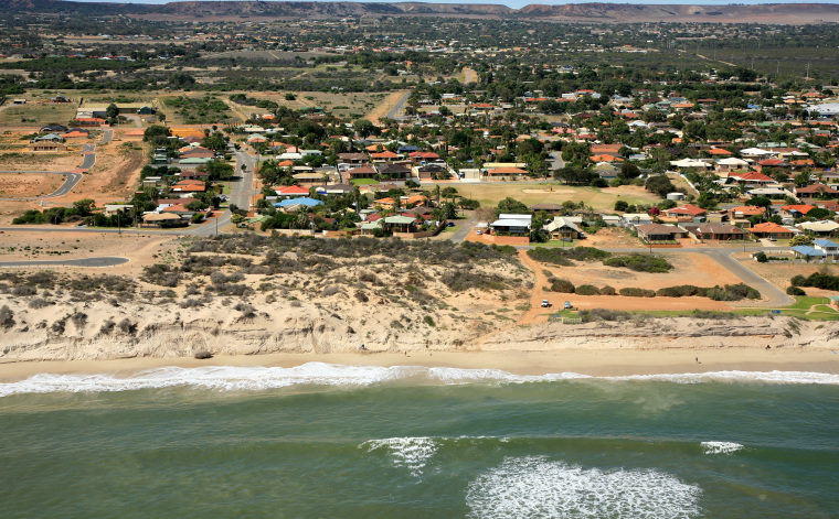 Aerial photographs of Sunset Beach, Geraldton, part two - JPG 247.4 KB