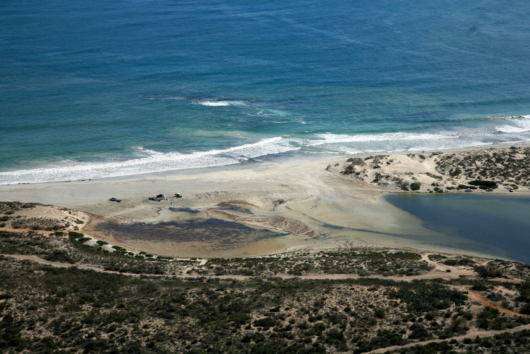 Aerial photographs of Cape Burney - JPG 204.2 KB