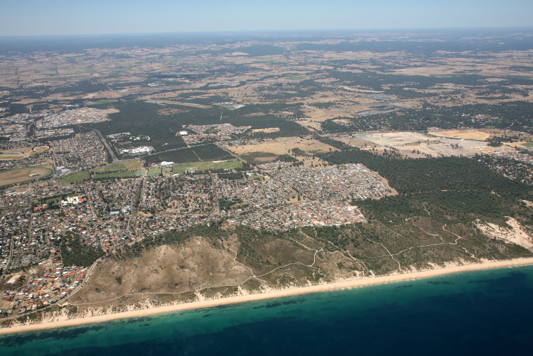 Aerial photographs of Withers - JPG 229.9 KB