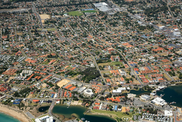 Aerial photographs of Mandurah - JPG 362.3 KB