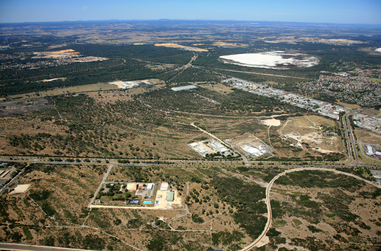 Aerial photographs of East Rockingham - JPG 289.4 KB