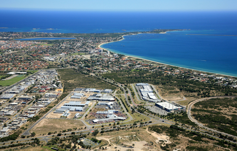 Aerial photographs of Rockingham, part two - JPG 247.7 KB