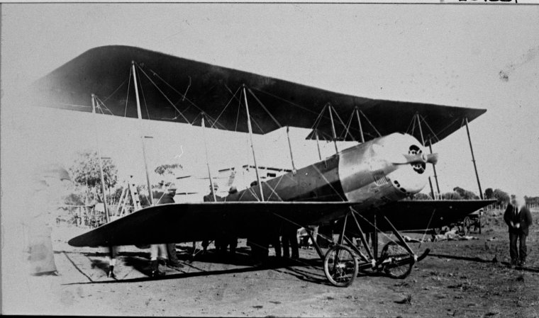 The Kalgoorlie Biplane, the first aeroplane built in Western Australia ...