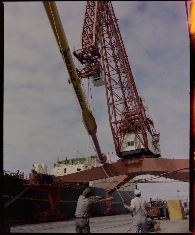 Loading drilling equipment for the North Herald oil well at Fremantle ...