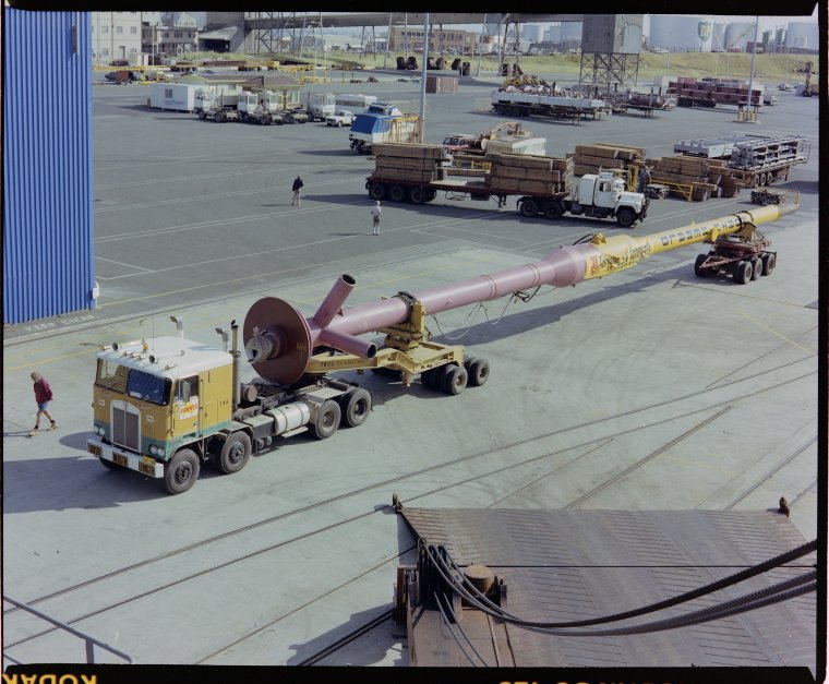 Loading drilling equipment for the North Herald oil well at Fremantle ...