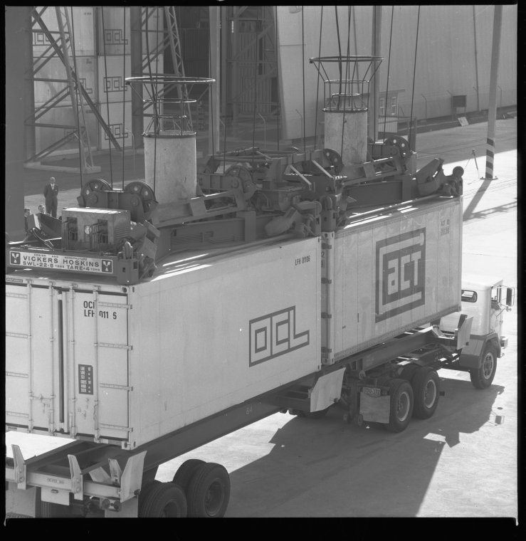 Portainer crane at No. 12 Berth of Fremantle Container Terminal, lifts ...